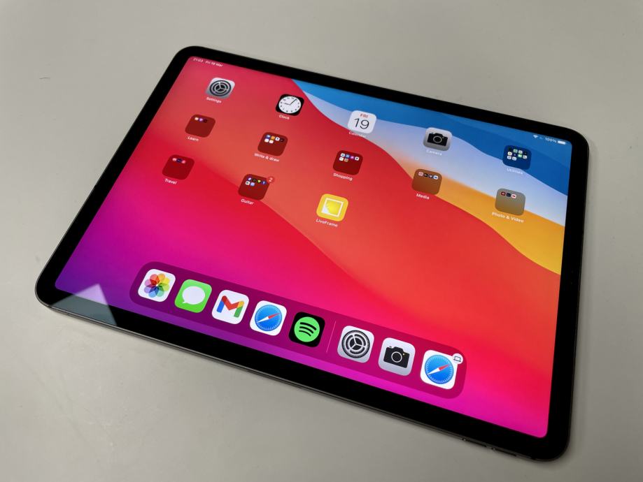 Apple iPad Pro 11, 256 GB, Wi-Fi + Cellular