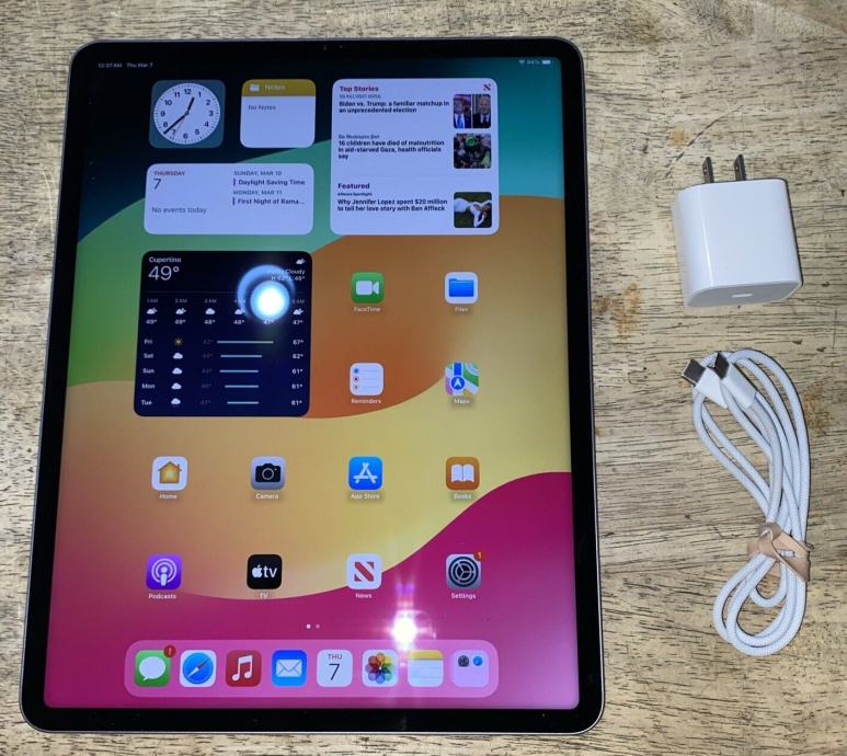 Apple iPad Pro 6. generacije 128 GB, Wi-Fi, 12,9
