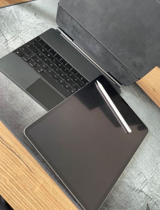 Apple iPad Pro M2 12,9 Wifi + Magic Keyboard + Apple Pencil