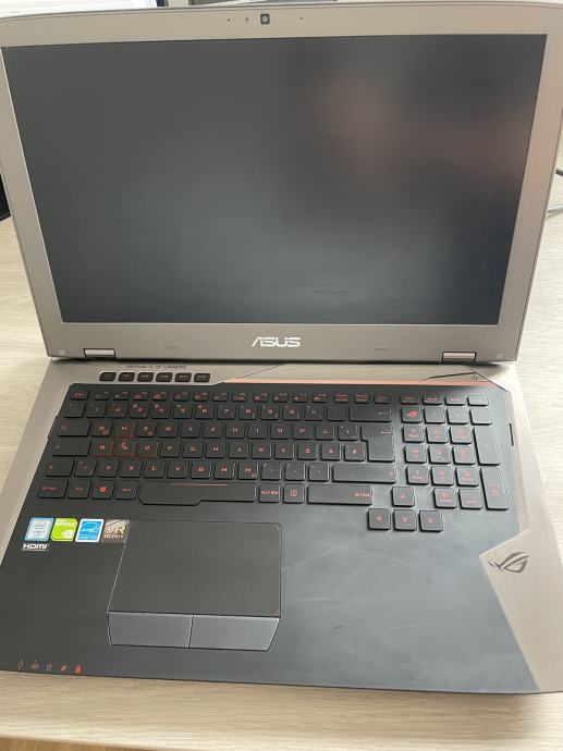 ASUS G701V GTX1080