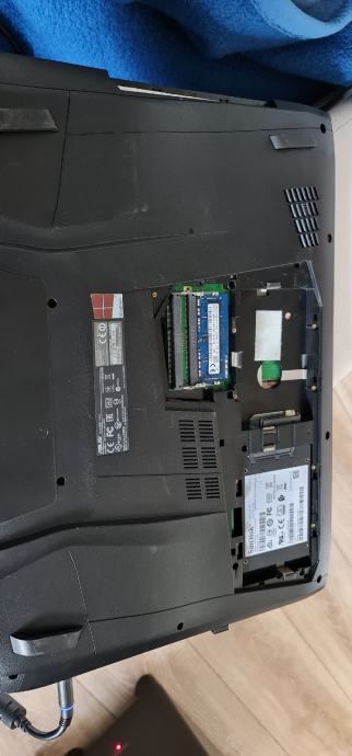asus rog g751j v okvari