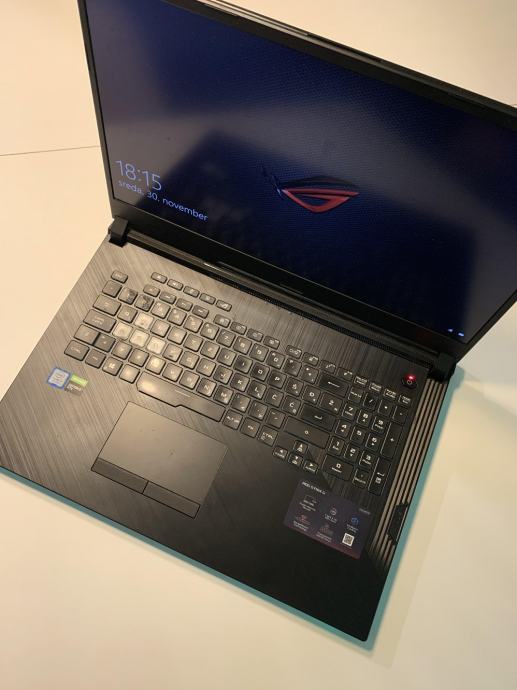 ASUS ROG Strix 17,3 i7/16GB/SSD 256GB/HDD 1TB/GTX1660Ti