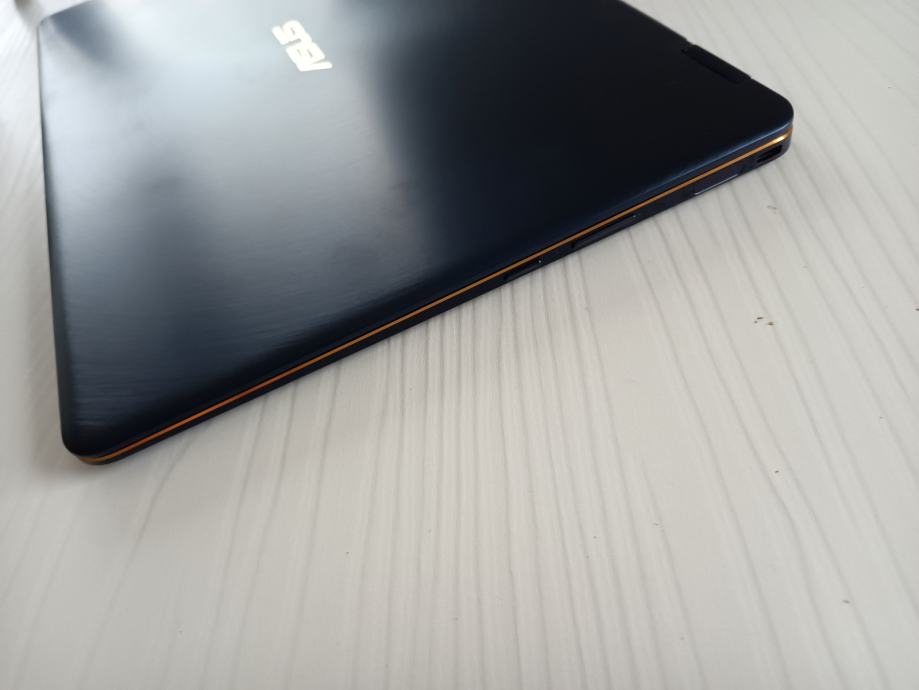 Asus UX370U, i7-8550U, 1Tb SSD, 16Gb RAM, 13.3col HD touch zaslon