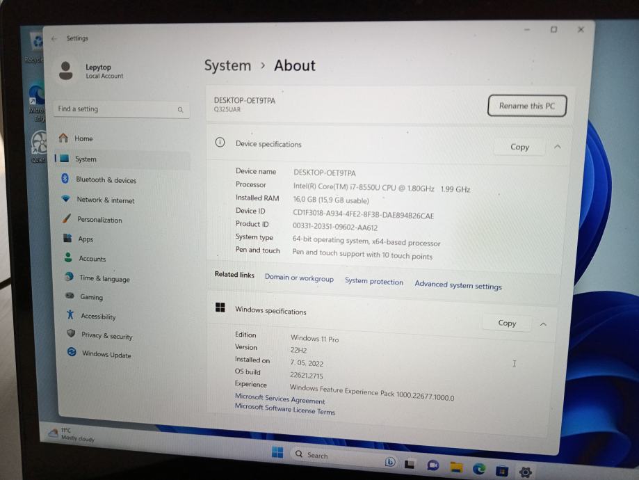 Asus UX370U, i7-8550U, 1Tb SSD, 16Gb RAM, 13.3col HD touch zaslon