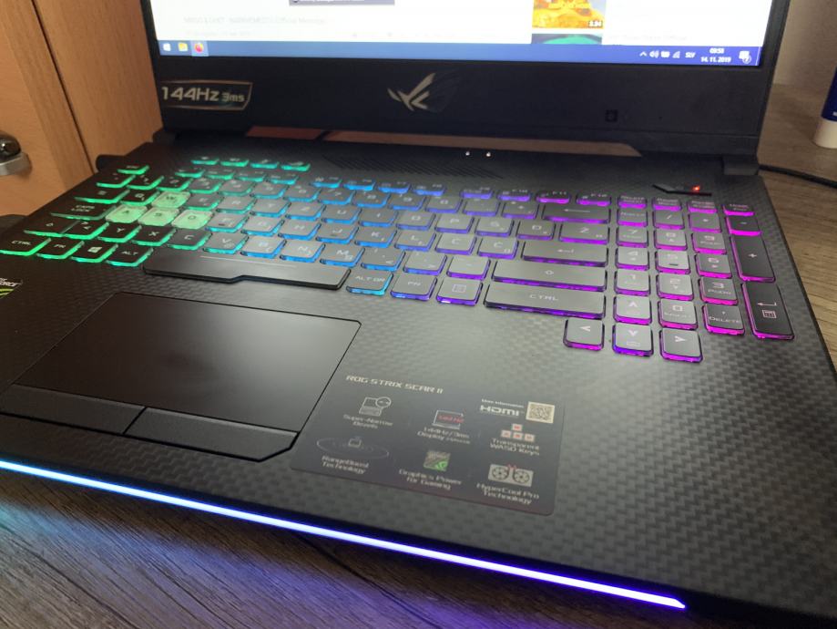 gaming laptop asus rog scar 2