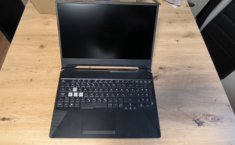 RTX 3070, RYZEN 7 5800H PRENOSNIK