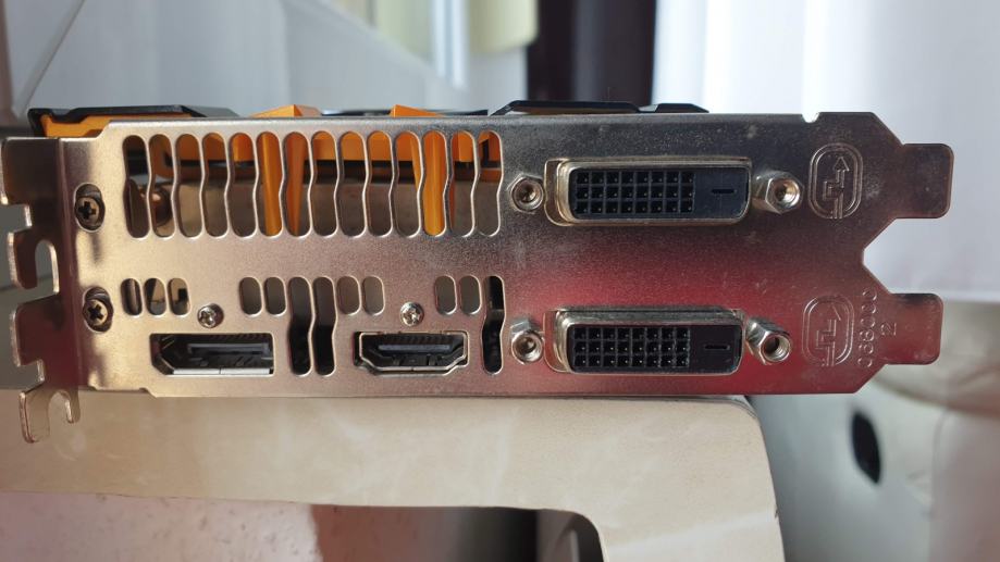 AMD ATI Radeon R9 290 OC Edition Sapphire Tri-X 4GB