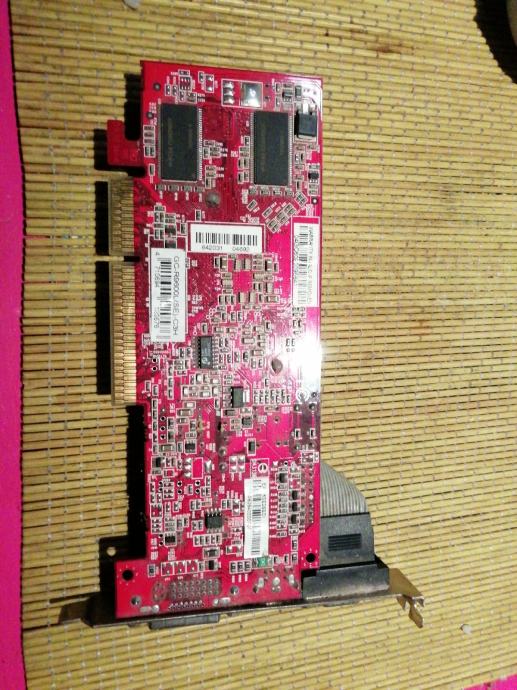 ATI RADEON 9600 L SE 128MB AGP 8x Fanless GC-R9600L-C3H