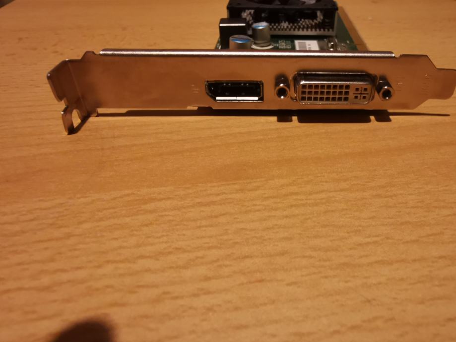 Ati radeon hd 7450 1Gb