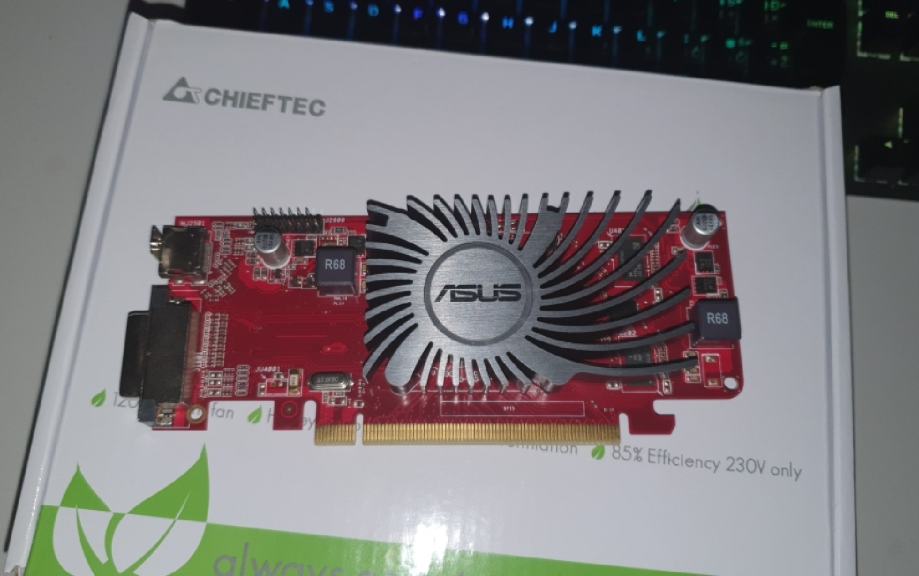 Grafična kartica ASUS R5 230