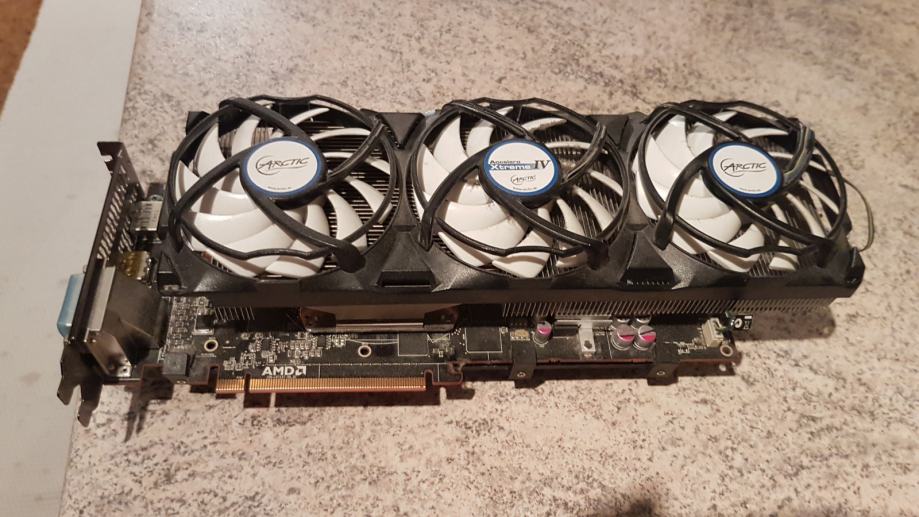 MSI ATI R9 290 4GB + Arctic Cooler