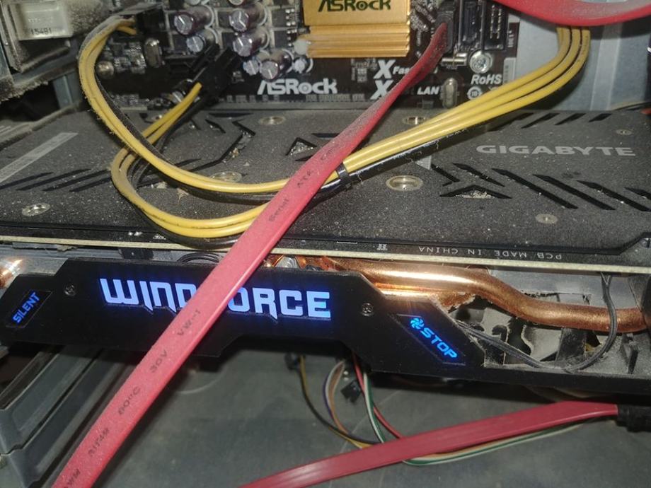 Radeon Gigabyte Windforce R9 380 4 GB DDR5