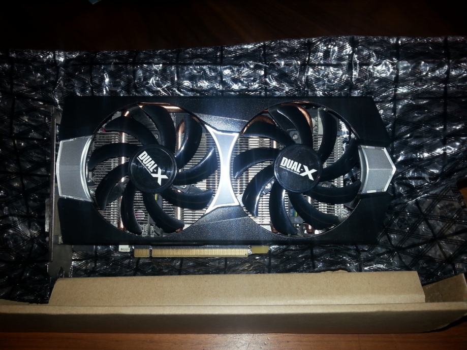 Sapphire Radeon R9 270X