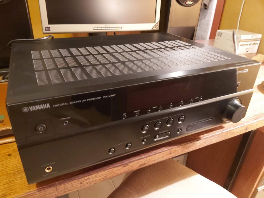 5.1 AV sprejemnik (receiver) Yamaha RX-V467 (5x 105W, 4x HDMI 1.4 3D)