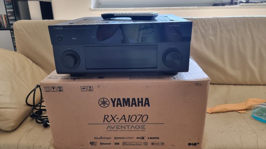 Yamaha Av sprejemnik RX-A1070