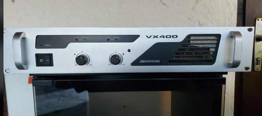 2x200W OJAČEVALEC JBSYSTEMS VX 400