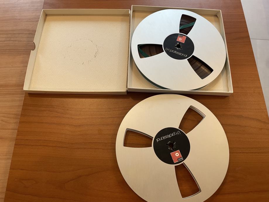 BASF DP26 Metal Reel 7 Reel to Reel Tape Reel Tape Reel 7 oz. 18 cm
