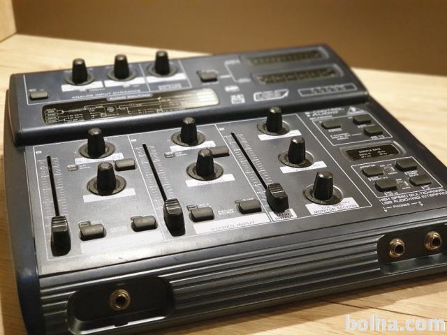Behringer BCA2000