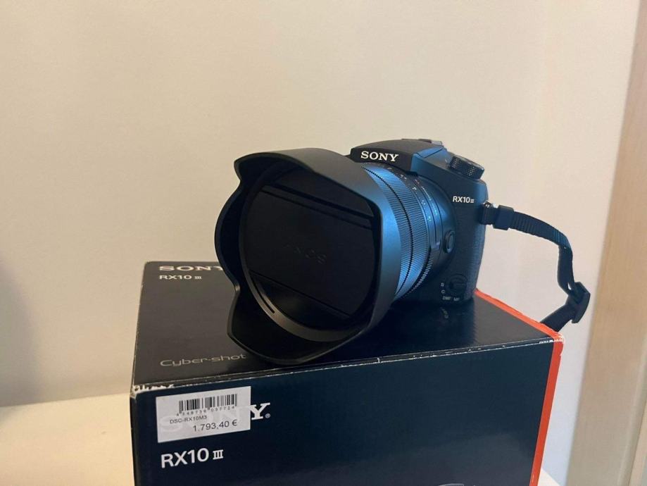 Fotoaparat Sony DSC RX10 M3