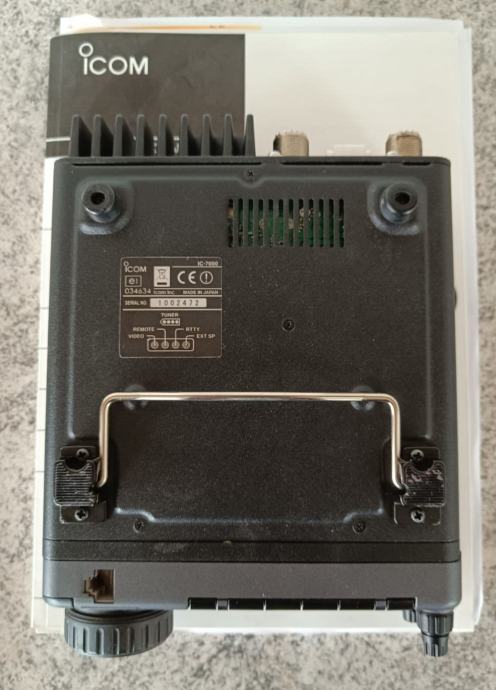 ICOM IC-7000 KW/6m/VHF/UHF radioamaterski oddajnik
