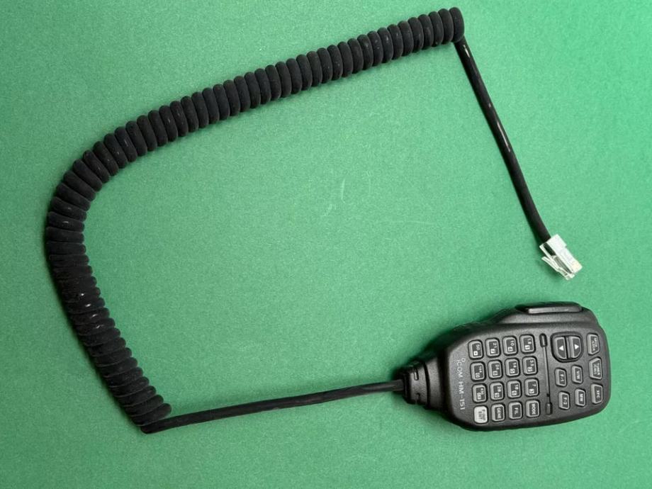 ICOM IC 7000 KW/VHF/UHF All Mode Transceiverc