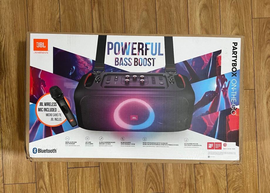 JBL Powerfull Bass Boost. Prenosni zvočnik Bluetooth. NOVO