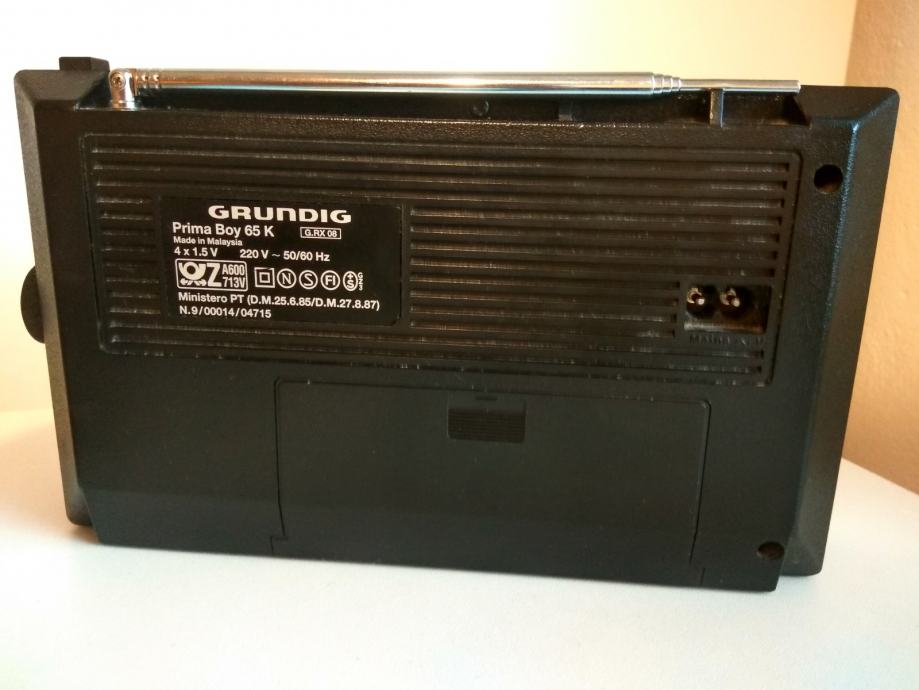RADIO GRUNDIG (TRANZISTOR)
