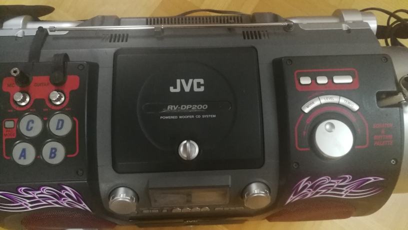RADIO JVC RV DP 200 WOFER SISTEM ZA TELOVADNICE