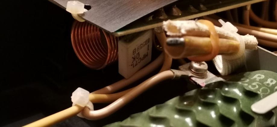 Rotel rss 900 speaker selector