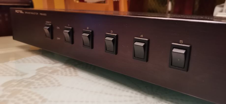 Rotel rss 900 speaker selector