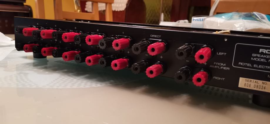 Rotel rss 900 speaker selector