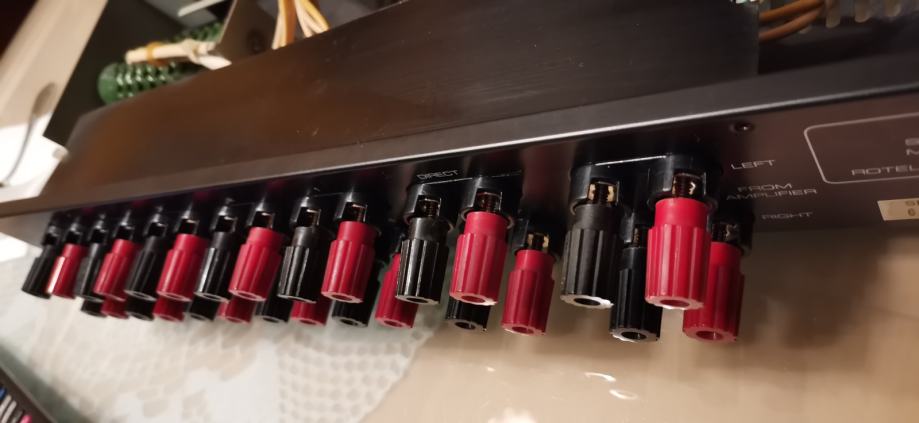 Rotel rss 900 speaker selector