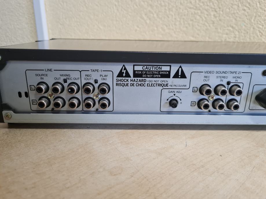SANSUI RG-710, STERO GRAPHIC EQUALIZER