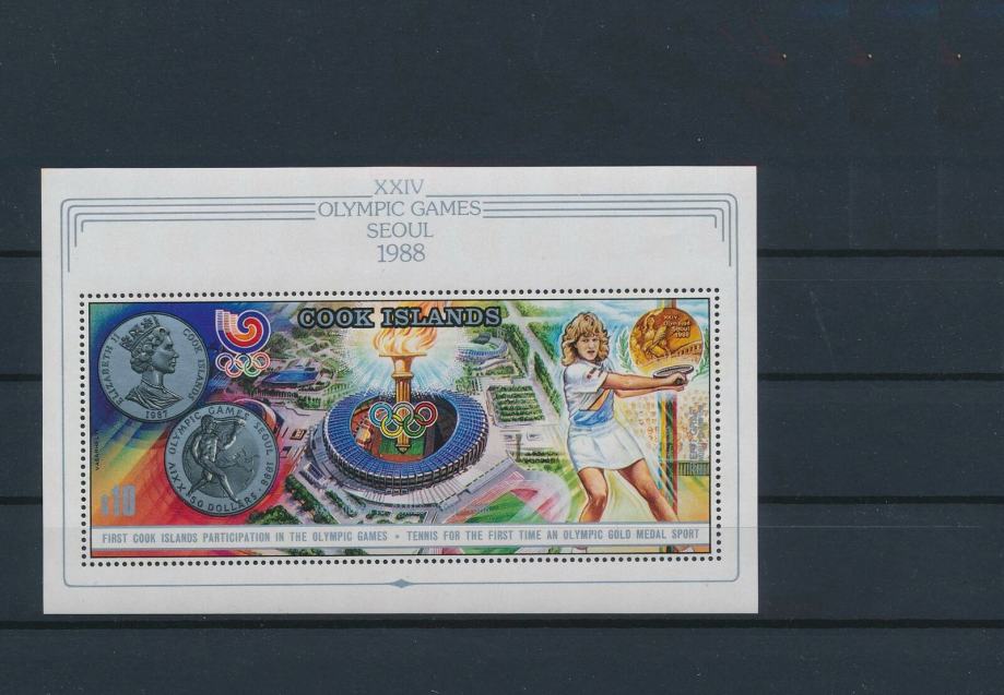 Cookovi otoki QEII. kovanec za 50$ blok serija, 2sam. znamki MNH**