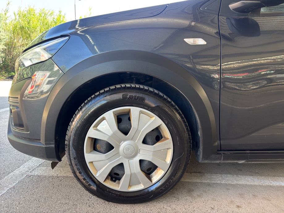 Dacia Jogger 1.0 TCE 110 ESSENTIAL, 2023 l.