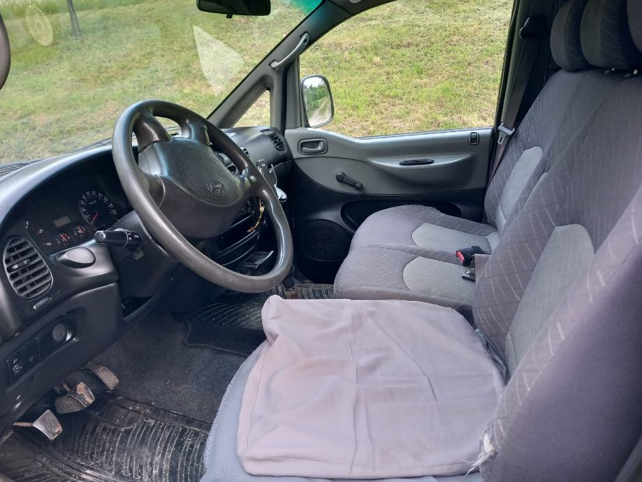 Hyundai H-1 25, 2006 l.