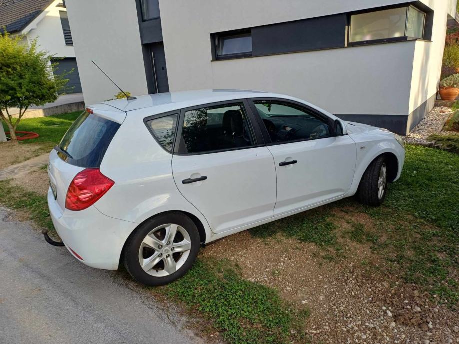 Kia Ceed (ceed) CEED, 2009 l.