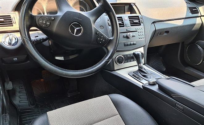 Mercedes Benz C200 avtomatik ODLIČEN, 2010 l.