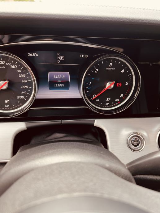 Mercedes-Benz CLS klasa 300 d avtomatik, 2019 l.