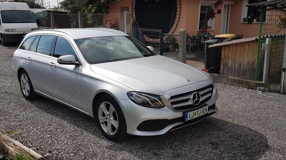 Mercedes-Benz E-klasa T-model E 220D Avt. AVANTGARDE avtomatik, 2018 l.
