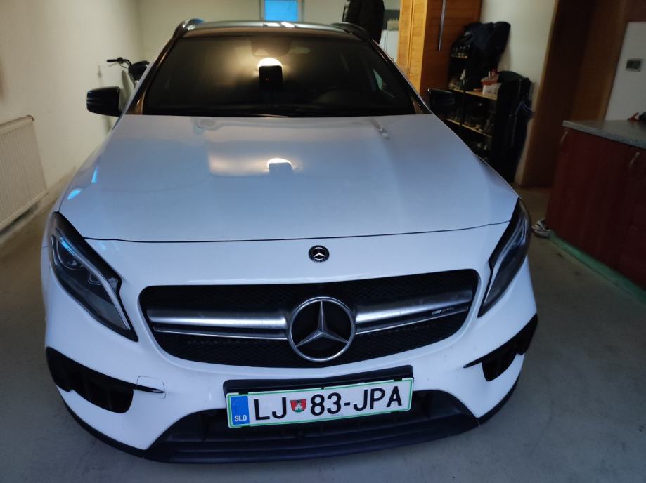 Mercedes-Benz GLA Mercedes-AMG GLA 45 4MATIC avtomatik, 2017 l.