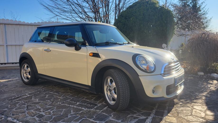 MINI One One d, 2011 l.
