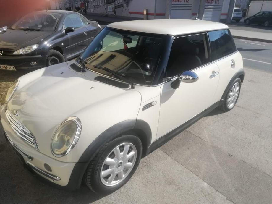 MINI One One TD, 2004 l.