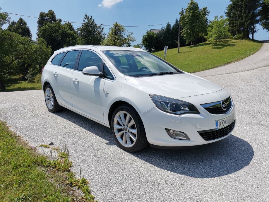 Opel Astra 1.7 CDTI 92KW COSMO ST, 2011 l.