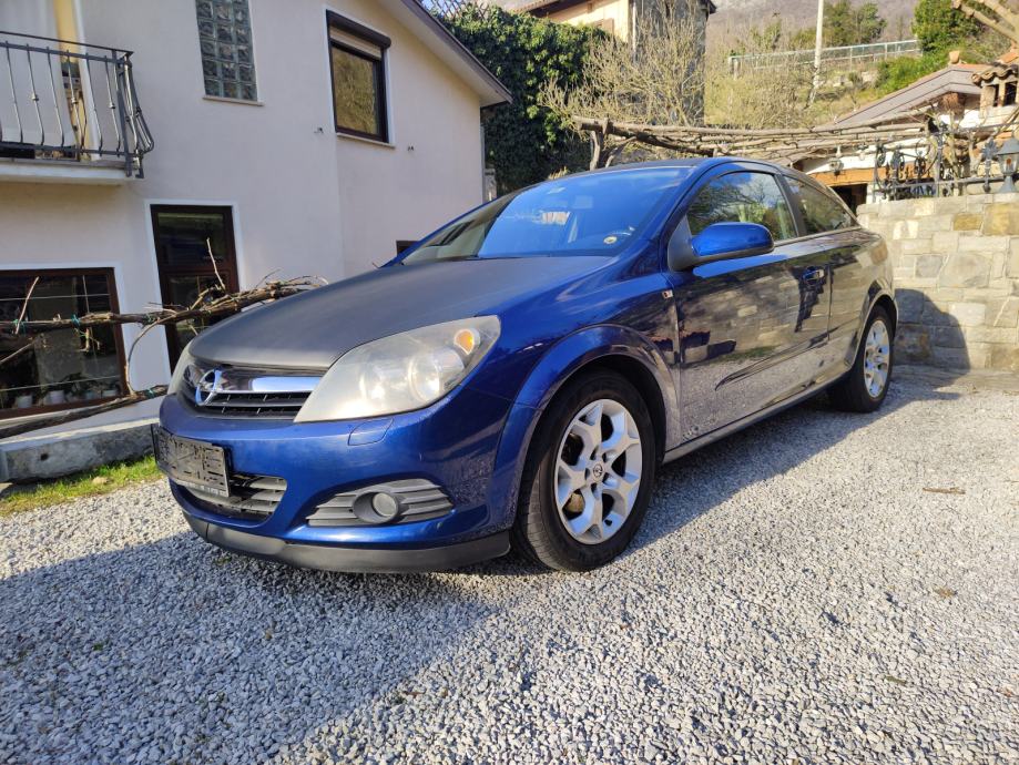 Opel Astra H DTI 16V, 2005 l.