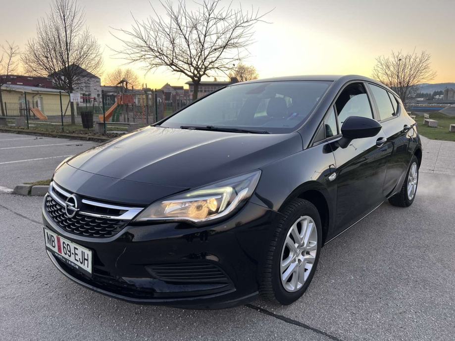 Opel Astra TURBO, 2018 l.