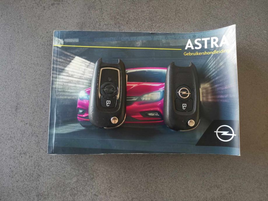 Opel Astra TURBO, 2018 l.