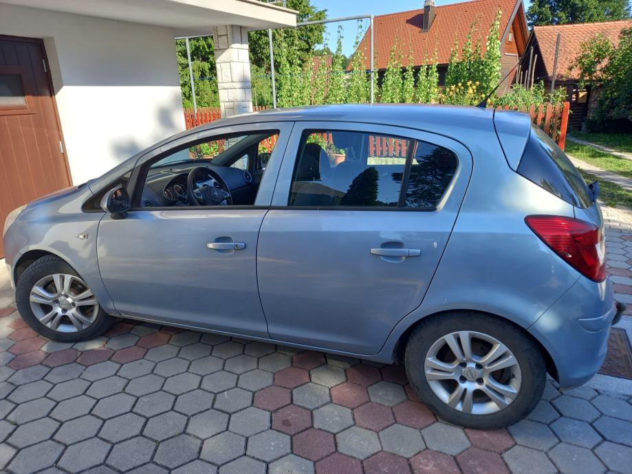 Opel Corsa 1,4, 2008 l.