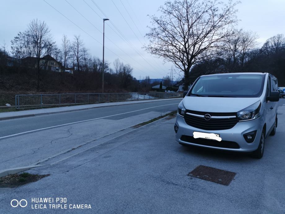 Opel Vivaro BI turbo, 2015 l.