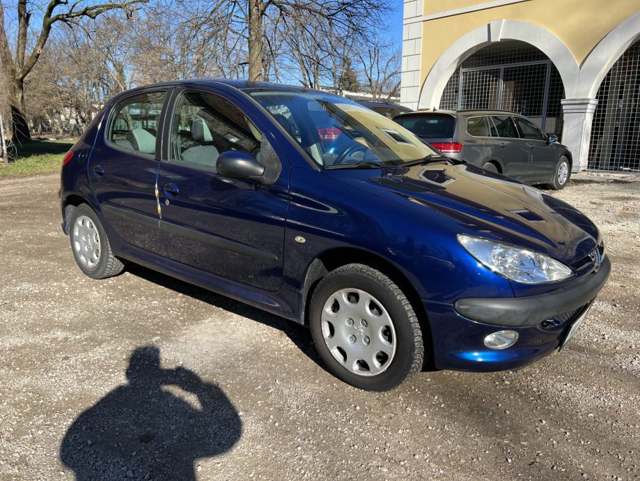 Peugeot 206 2AKFWF, 2005 l.
